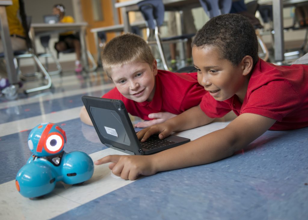 4 Ways to Bring STEAM to Life for Elementary Students