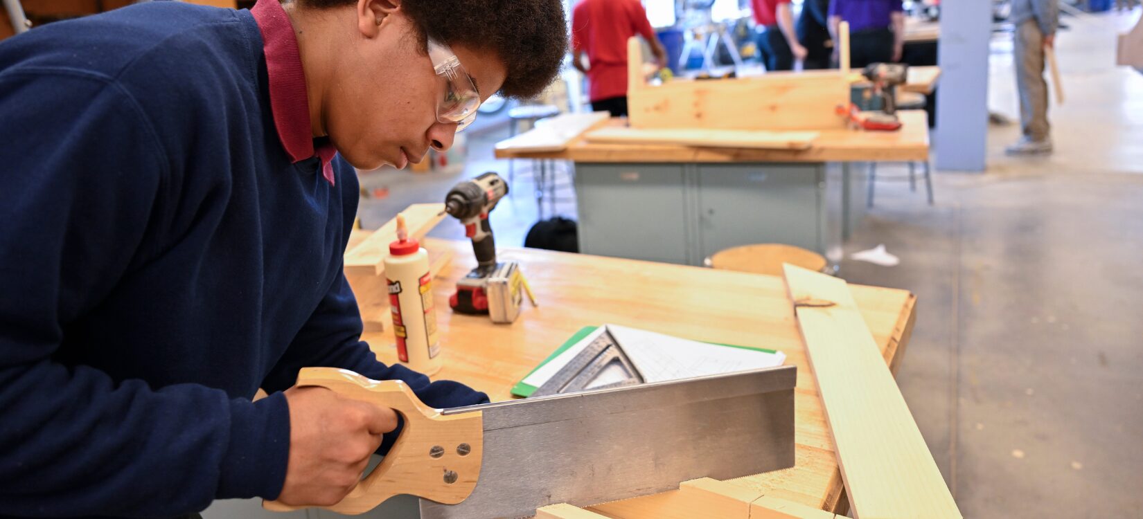 Construction Program | Education & Training for High School