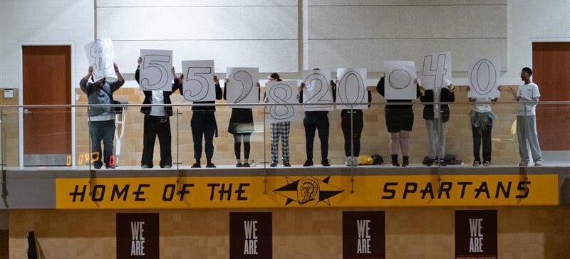 MHS Students Help Child Cancer Patients Through Mini-THON